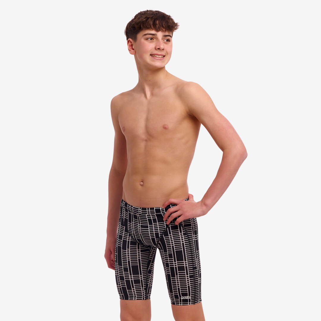 Boy's Training Jammers Up The Ladder